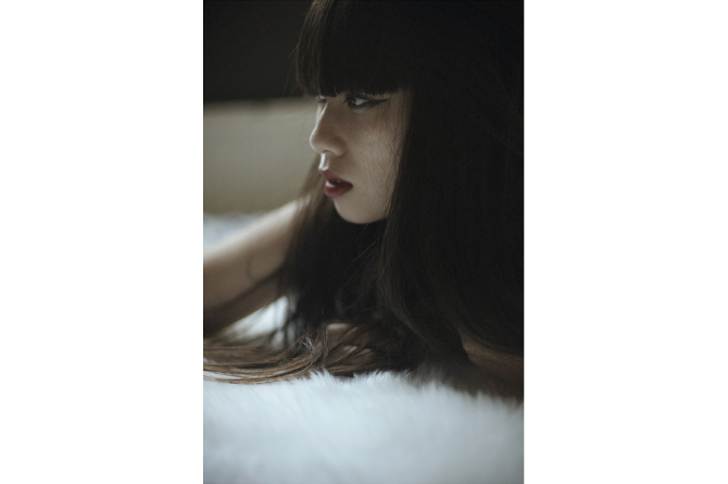 Auriane Portrait Color - some[wh]air